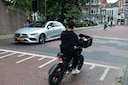 Veilig oversteken bij wandelrondje vesting is soms lastig en daaraan ...