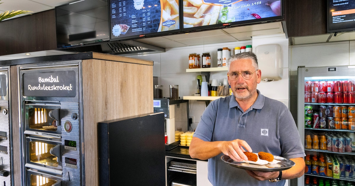 Deze snackbar staat bekend om de beste bamibal van Nederland en die ...