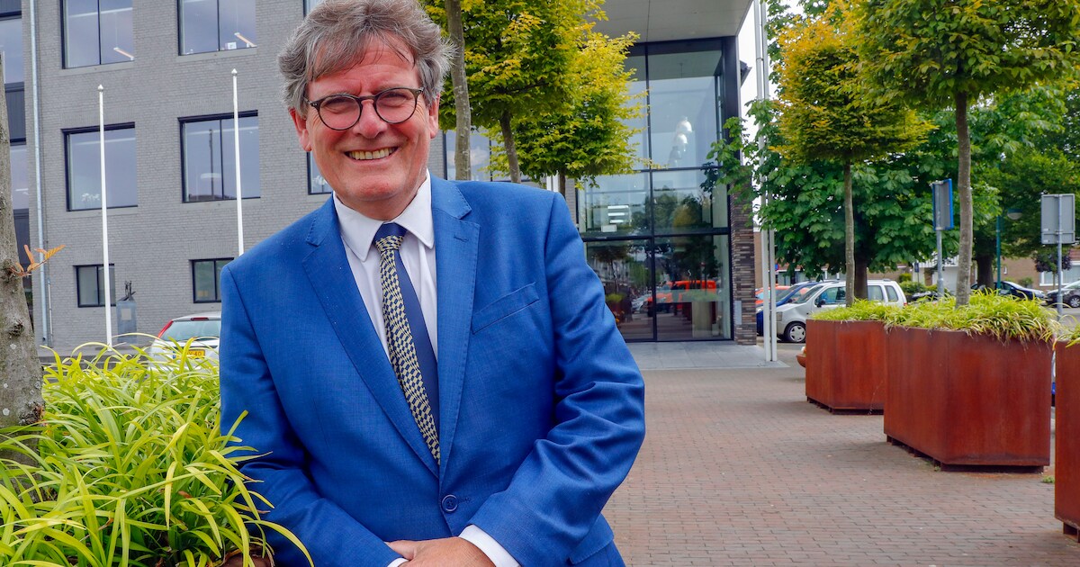 Den Haag stuurt hulptroepen naar Harderwijk om criminele asielzoekers ...