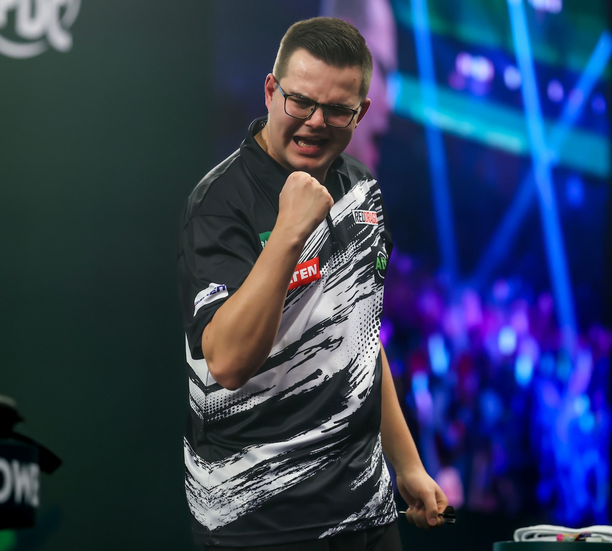 Gian van Veen kritisch ondanks hoogste gemiddelde op WK darts: ‘Luke ...