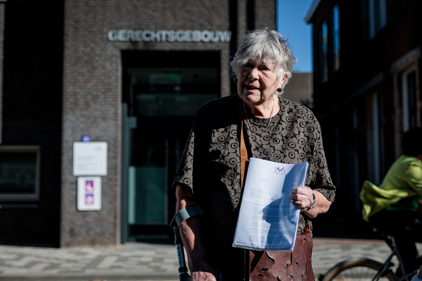 Rechter poetst boete van Ingrid weg die man in nood hielp: ‘Waren er ...