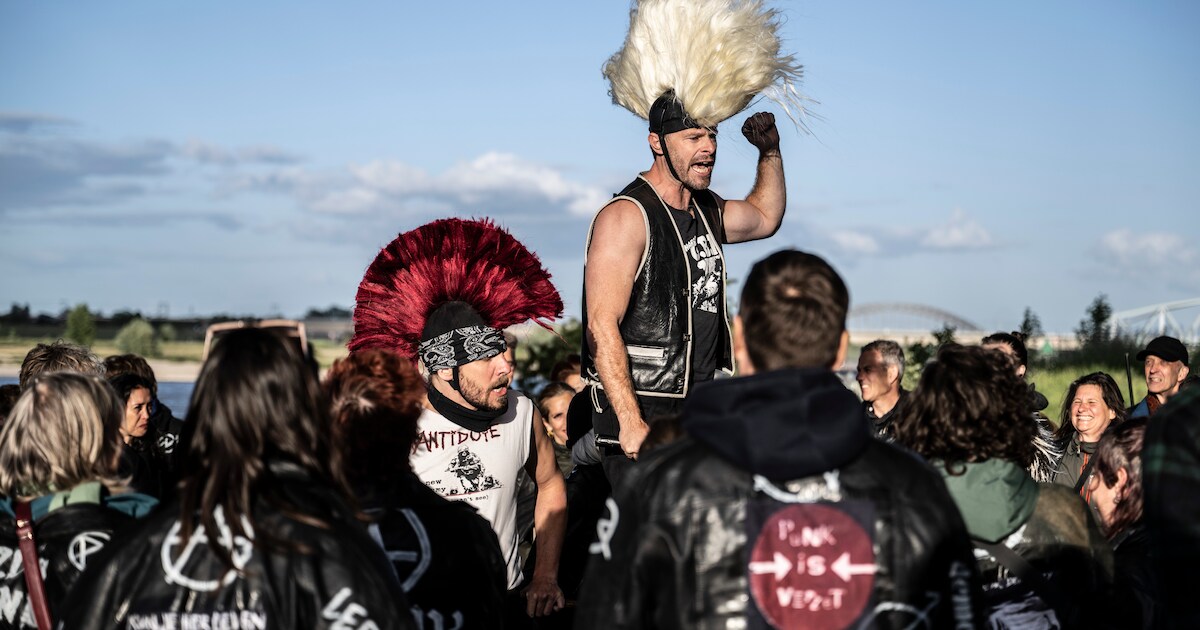 Een snelcursus kraken van YoungGangsters: ‘Hoe laat is het ...