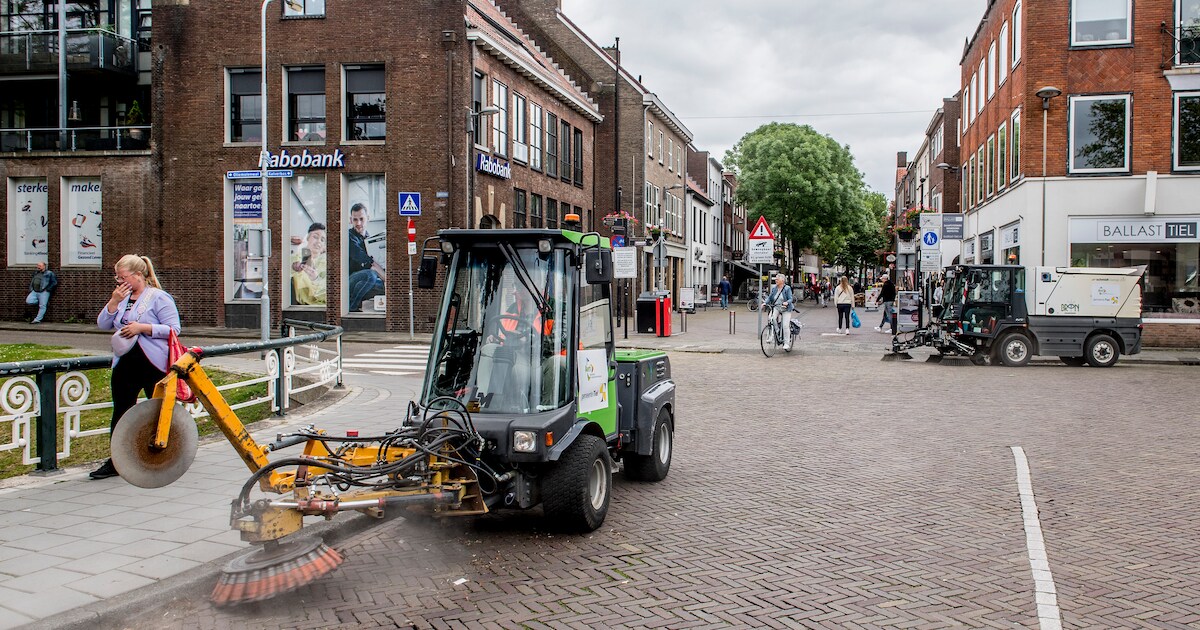 Afgebroken pinnetjes van onkruidborstel zorgen voor lekke fietsbanden ...