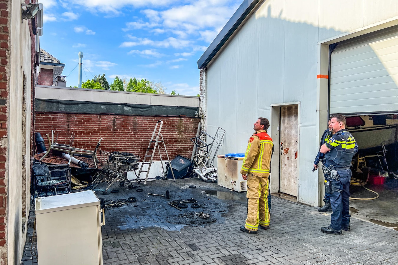 Brand in container aan de Leenderweg in Eindhoven | Foto | gelderlander.nl