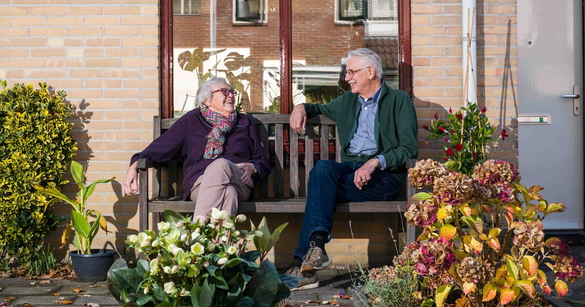 Deze zestigplus­sers brengen woning­markt in beweging: ‘Kijk ons nu eens zitten’ | Binnenland ...