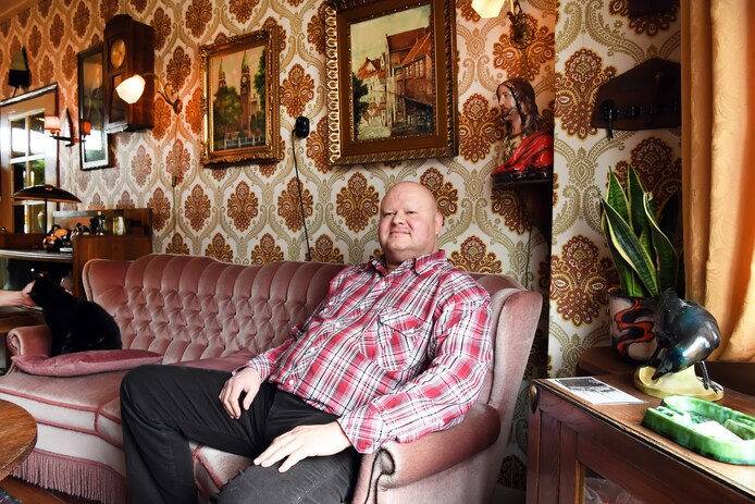 Steve woont in een huis dat zo uit de jaren 30 komt: ‘Die kast, daar ...