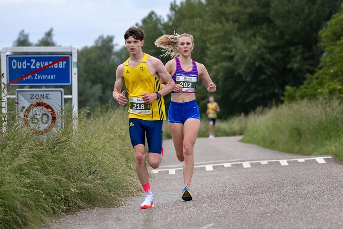 Famke heeft de lach terug en is toe aan de halve marathon: ‘Langer als ...