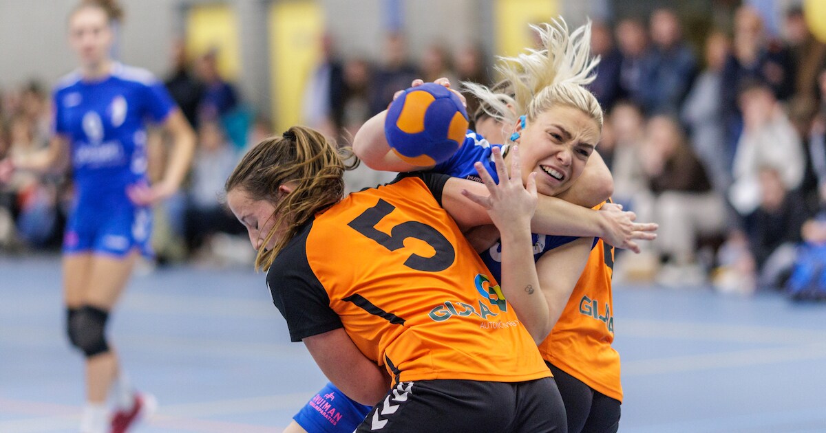 Chayenna Jansen buffelt als vanouds bij HV Huissen: ‘Ik speel altijd ...