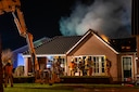 Bijgebouw van woning in Maren-Kessel plotseling in brand | Foto ...