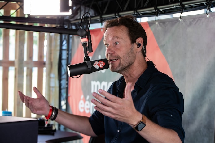 Gijs Staverman vertrekt naar Radio 10 | Show | gelderlander.nl