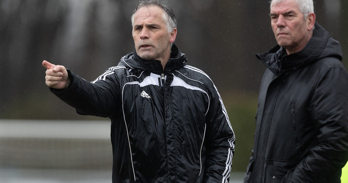 John Leeuwerik wordt eerste hoofdtrainer van Wisch dat voortkomt uit de ...