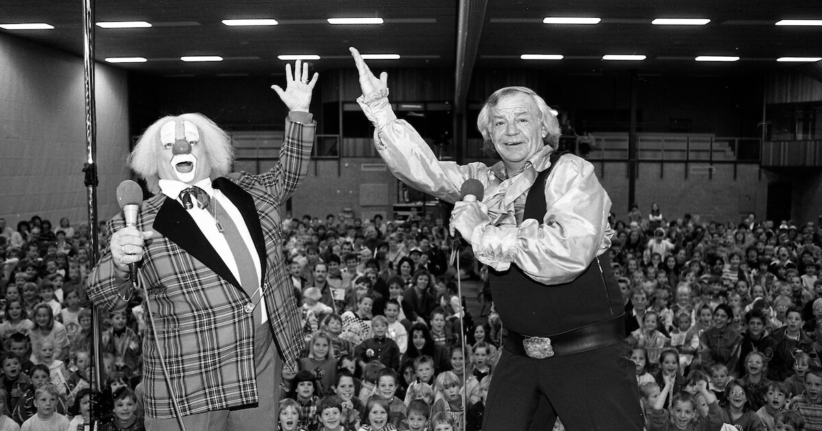 Dit was de dag dat Bassie en Adriaan een dorpje omver bliezen: ‘Beatles ...