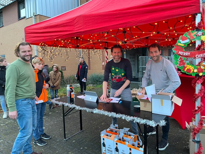 Opnieuw kerstdiner voor kleine duizend gezinnen in armoede in ...