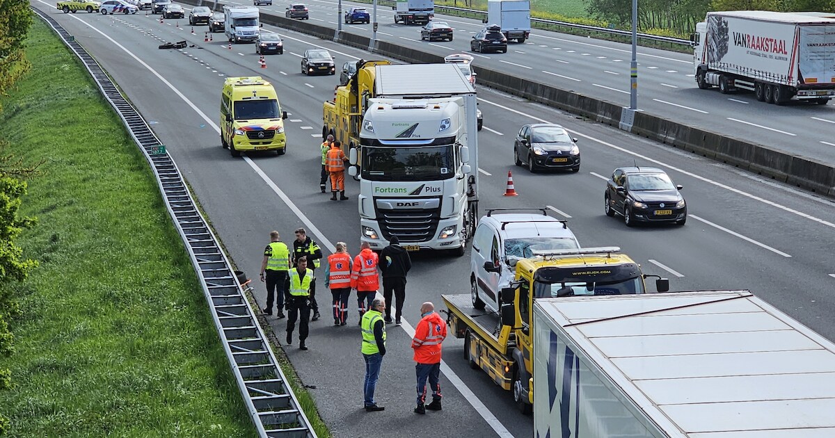 Rommel van ongeval op A12 bij Ede opgeruimd: alle rijstroken weer open ...