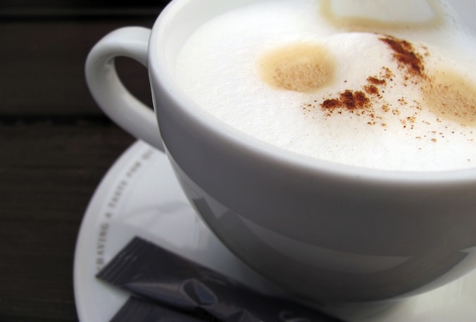 Koffieochtend bij Alzheimer Café Maas en Waal | Regio | De Gelderlander.nl