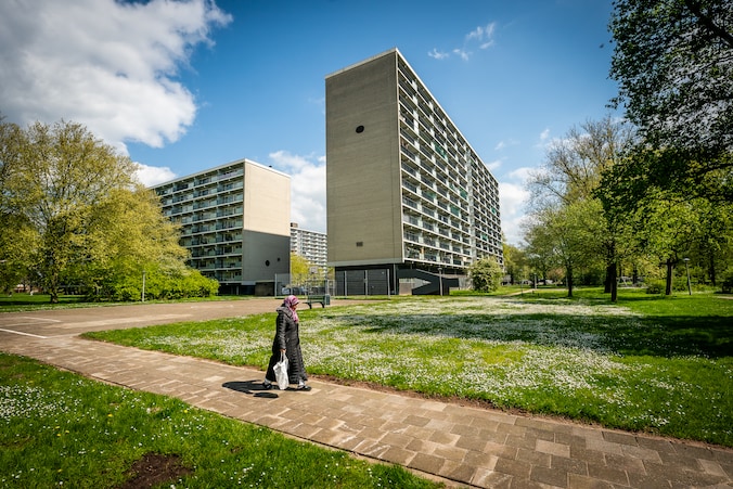 Schulden van 40 gezinnen in armste wijk Arnhem helemaal afgekocht ...