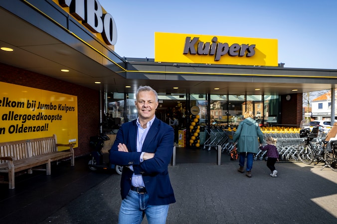 Voormalig topscheidsrechter Björn Kuipers ‘erg blij’ nu hij kan ...