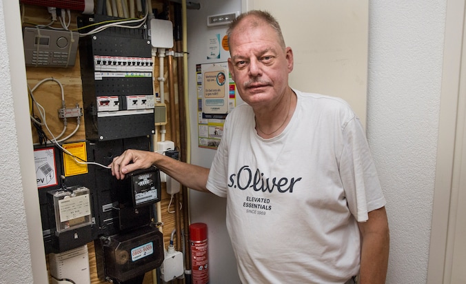 Half miljoen mensen kunnen door koppigheid blijven salderen: oude meter ...