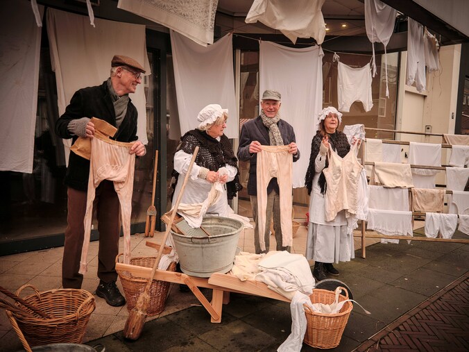 Dickens Festijn met kerstmarkt in Tiel | Regio | De Gelderlander.nl