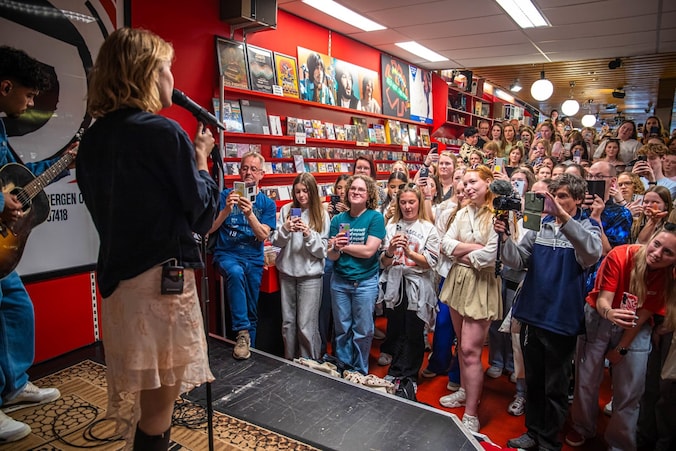 Record Store Day 2026: deze artiesten treden gratis op tussen de ...