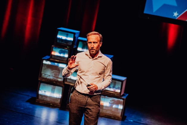 Raymond Mens dankbaar dat mannen van VI hem een kans gaven: ‘Knijp ...