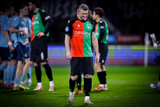 Het geschuif van Dick Schreuder loopt dit keer niet goed af voor NEC ...