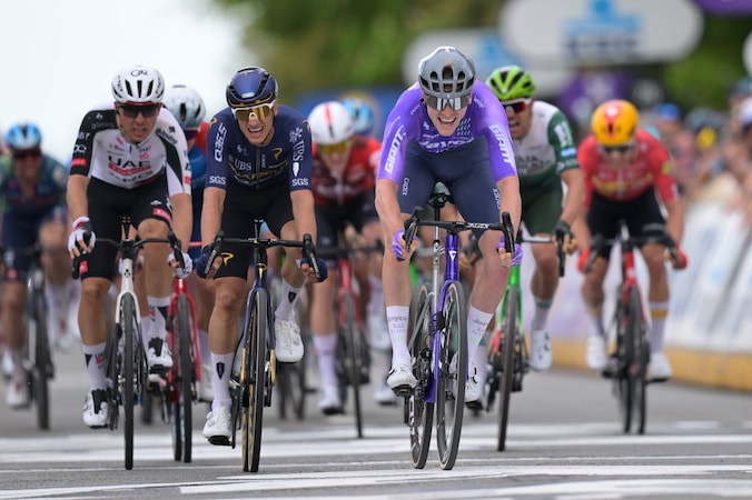 Net niet voor Tibor Del Grosso: Anders Foldager sprint naar zege in ...