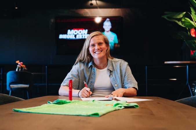 FC Twente Vrouwen neemt keeper Biegel-Esteves over van PSV | Regio | De ...