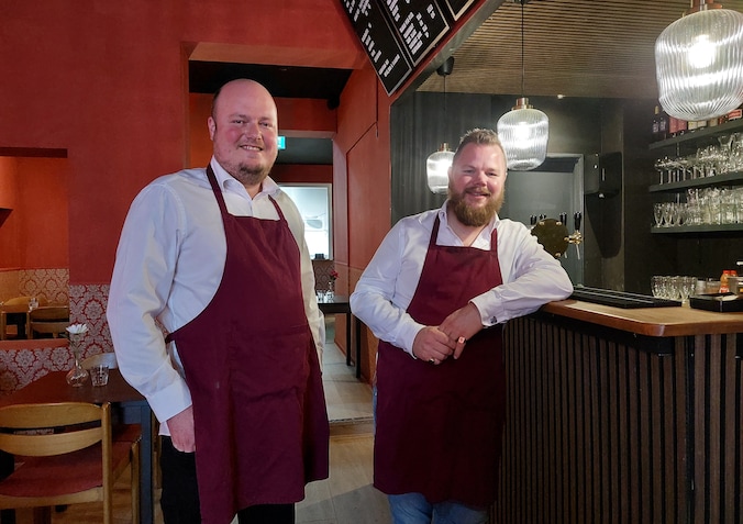 Smashburgers en friet met ‘echt een goeie klodder saus’: Sami en Pim ...