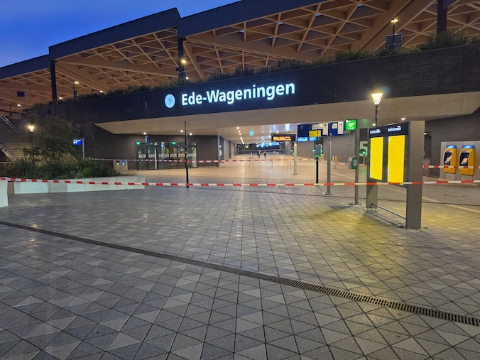 Station Ede-Wageningen afgesloten vanwege politieonderzoek | Regio | De ...