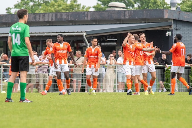 LIVE Amateurvoetbal | TEC redt zich na vijf doldwaze minuten ...