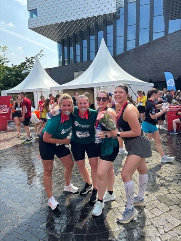 Bekijk hier de mooiste foto’s van lopers van de Amersfoortse marathon ...