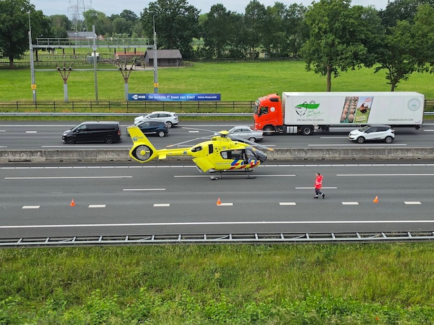 Vier gewonden bij ongeluk op A12 ter hoogte van Ede, 3 auto’s betrokken ...