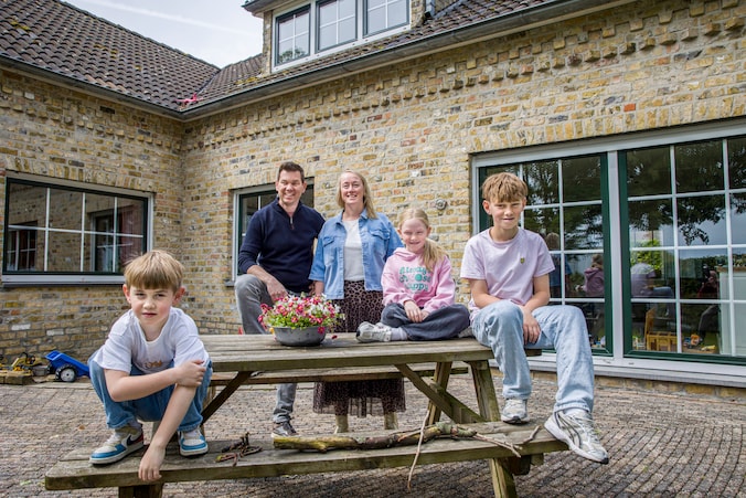 Eline en Menno: ‘Elke maand sparen we voor ieder kind honderd euro ...