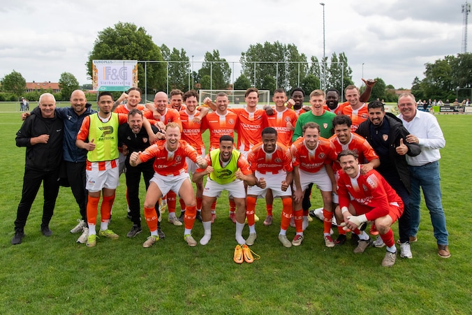 TERUGLEZEN Amateurvoetbal | TEC redt zich na vijf doldwaze minuten ...