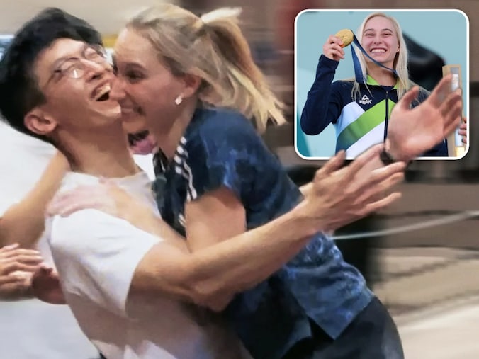 Fan wordt gek als topklimster in zijn armen valt: internet smelt, maar ...