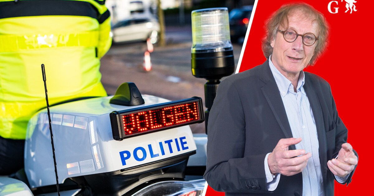 De motoragent zei da t hij voor de papierwinkel ging zorgen | Thomas ...