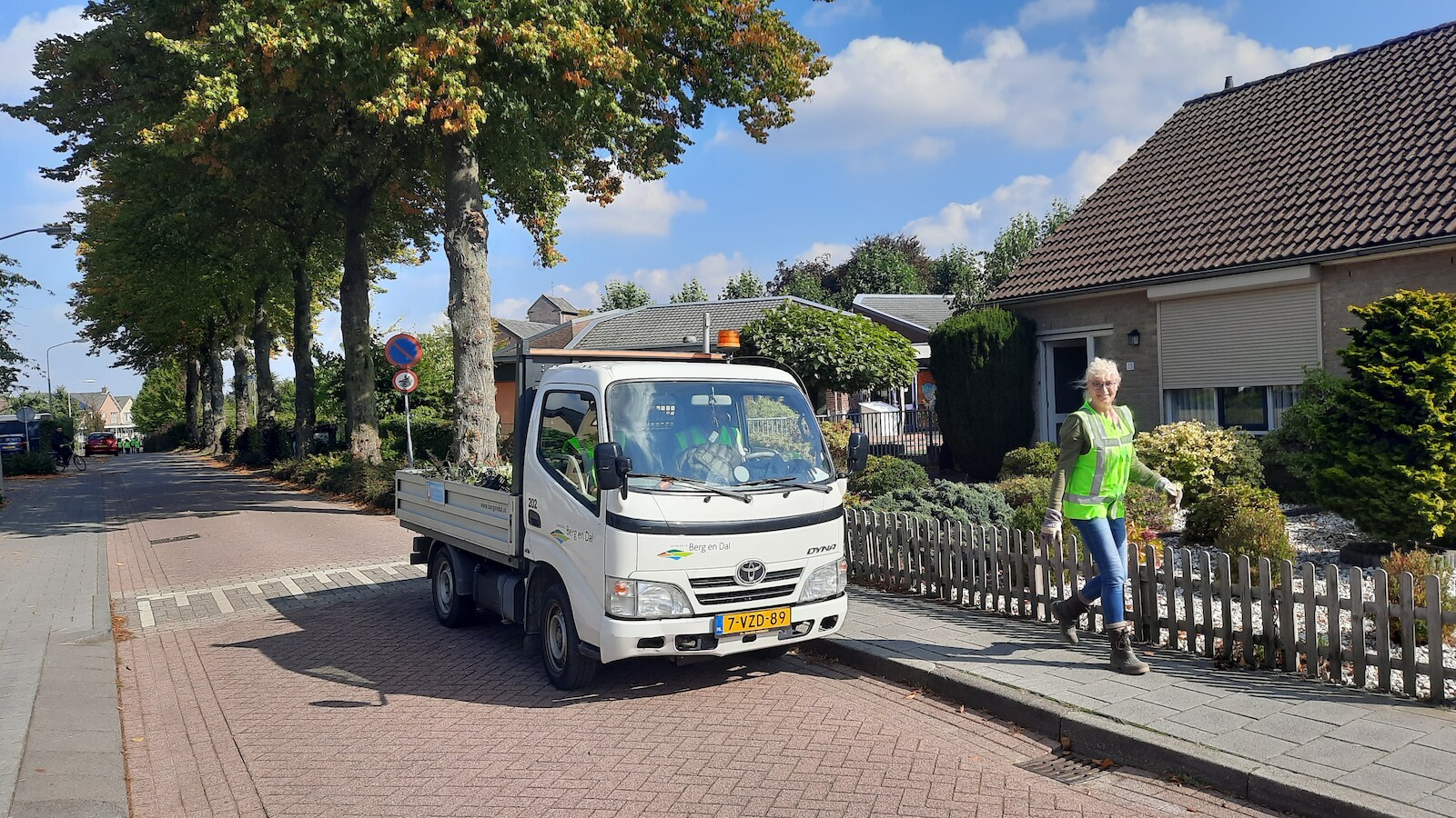 Acties genoeg, maar nat Breedeweg wipt nog amper tegels | Foto | gelderlander.nl