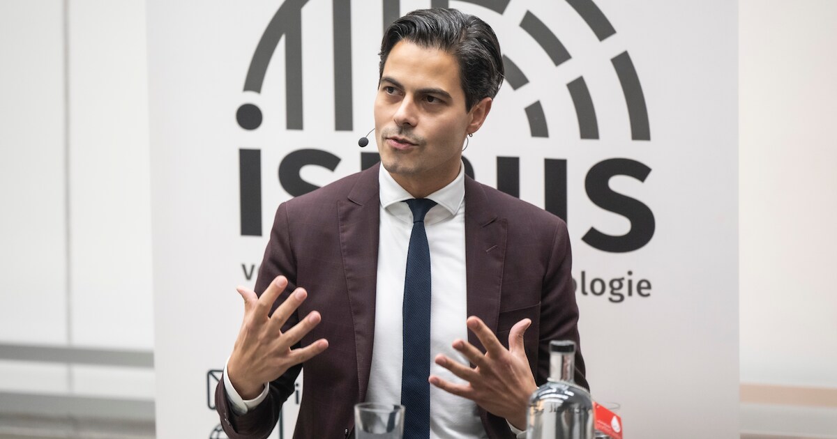 Minder slachthuizen en juist arbeidsmigranten in de zorg; dit wil Rob ...