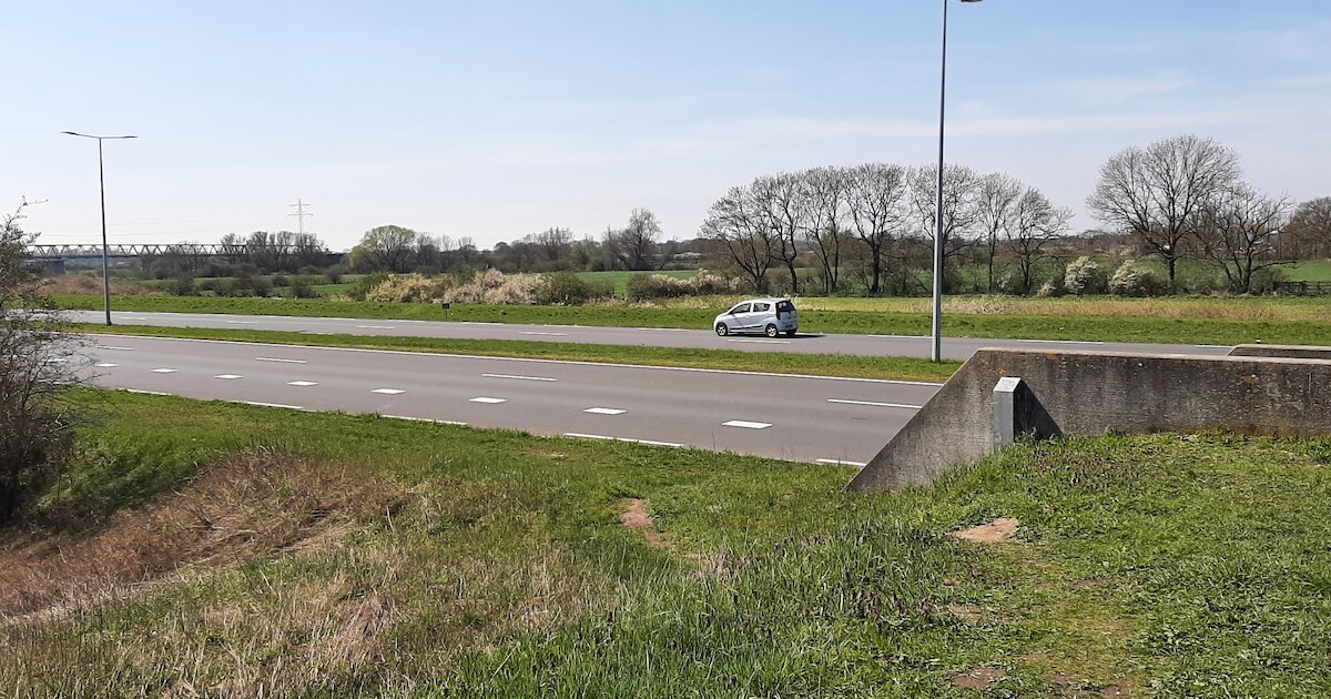 Geluidsoverlast langs de N271? Pak de hardrijders aan | Regio | De ...