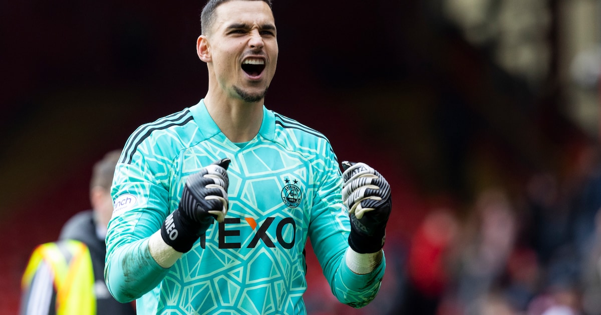 Van Italië naar Engeland: doelman Kelle Roos tekent bij Notts County ...