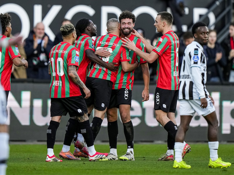 NEC ziet Kento Shiogai vertrekken naar Wolfsburg: spits levert liefst 10 miljoen euro op | NEC ...