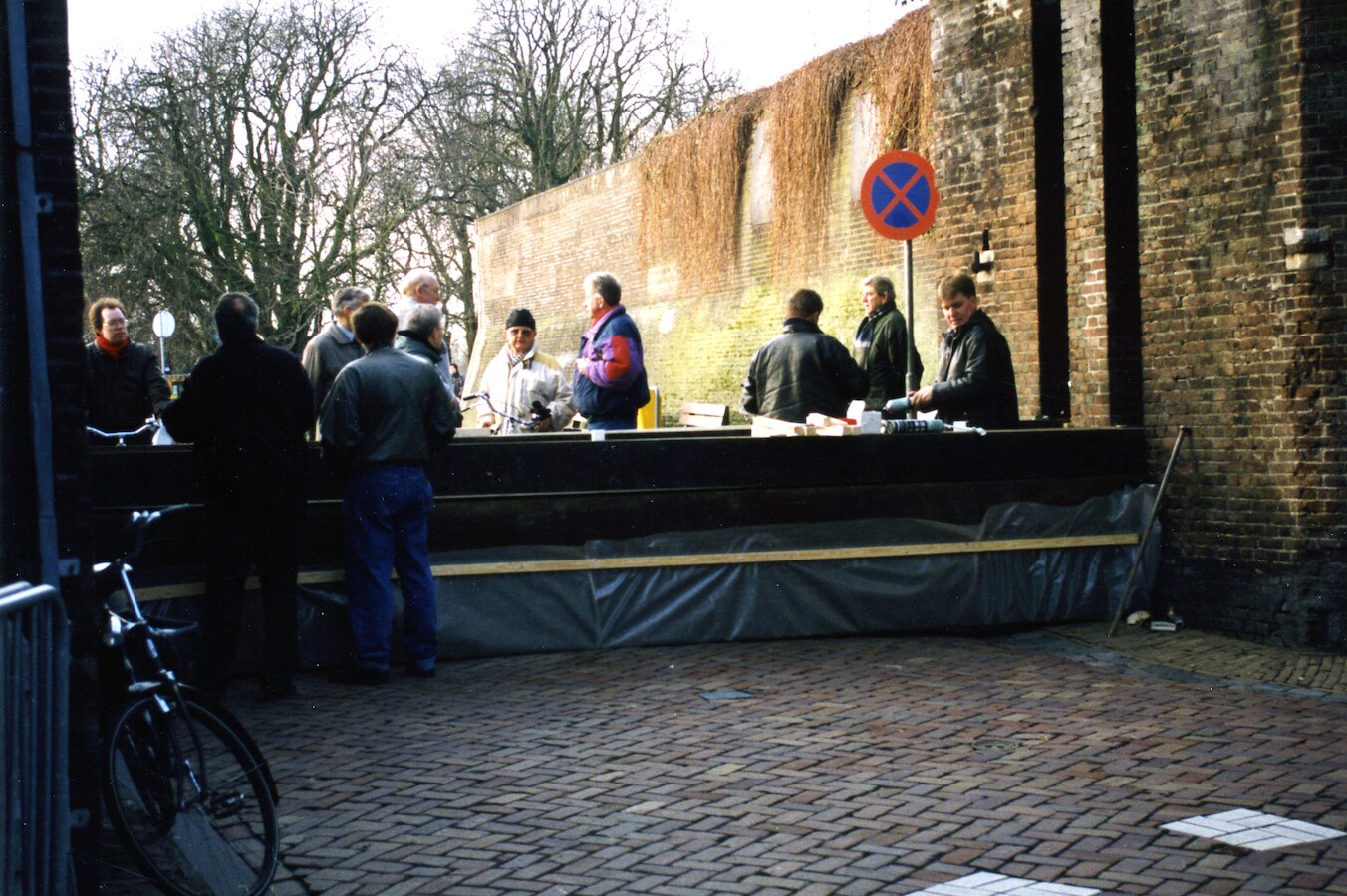 Afsluiten Waterpoort kan slimmer en veiliger: geen steiger meer nodig ...
