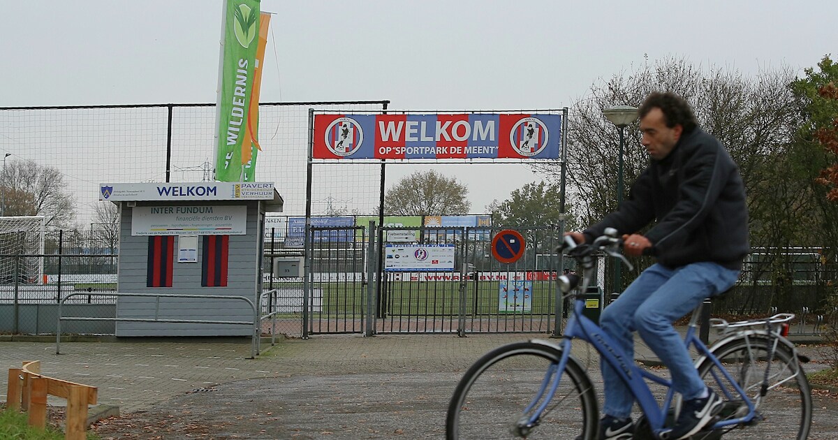 Parkeerterreinen van voetbalclubs in Achterberg en Elst voor 140.000 ...