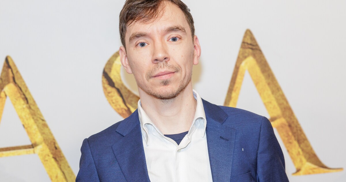 Fabian Franciscus brengt cabaretshow ‘Loskomen’ naar Mill | Land van ...