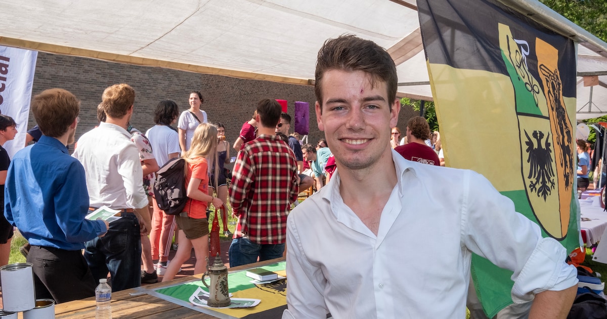 Verdachten van mishandelen rechts-nationalistische studenten tijdens ...