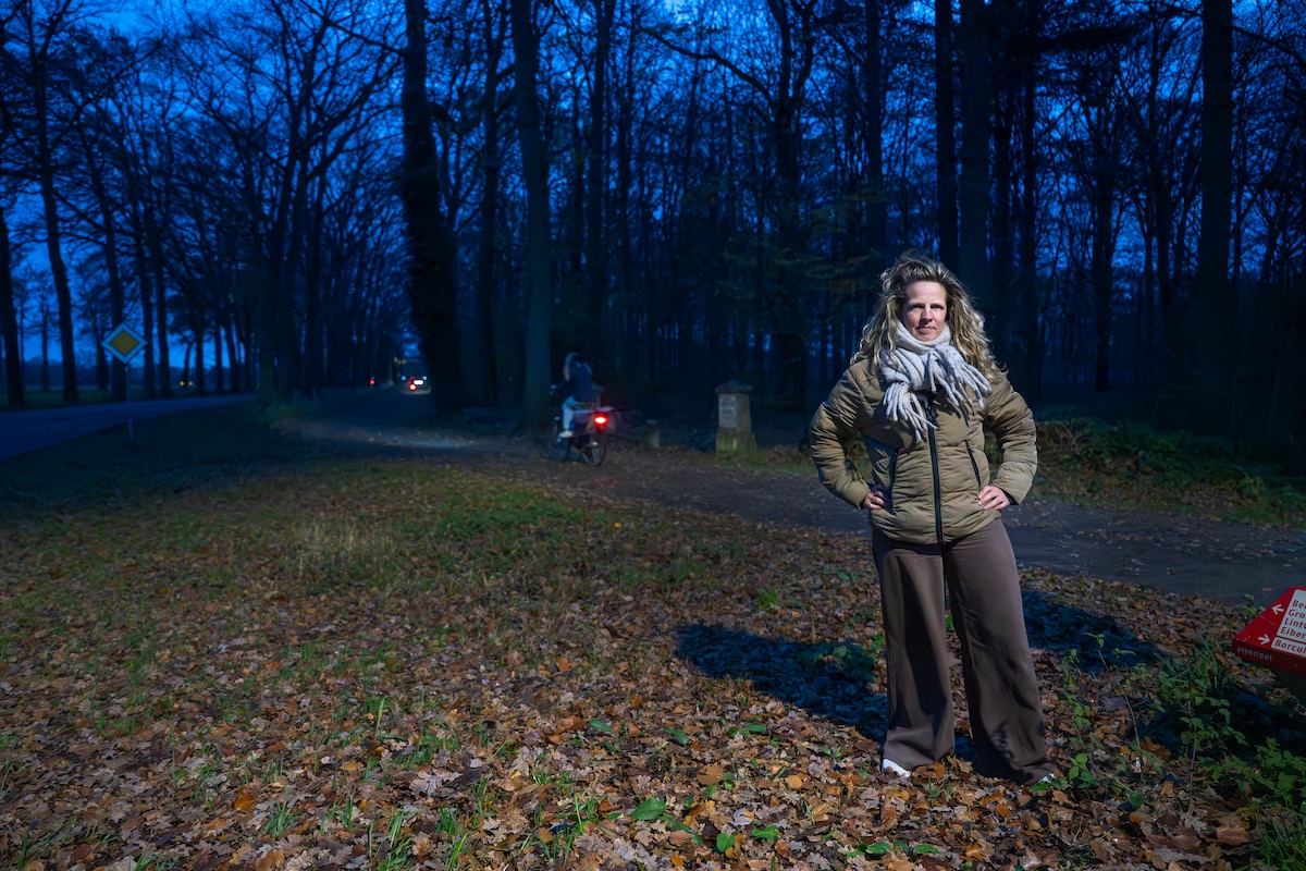 Dochter (15) van Anne hoort man schreeuwen in donker bos: ‘Ze belde me ...