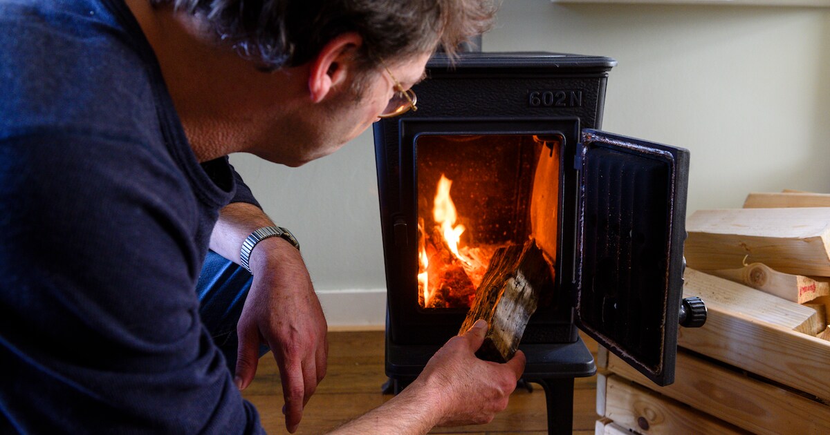 Geen boete, wel 70 keer een boa aan de deur: verbod op houtstook blijkt ...