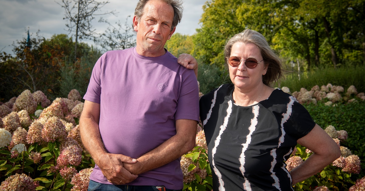 Theatervoorstelling naar aanleiding van boek over jeugd met ...
