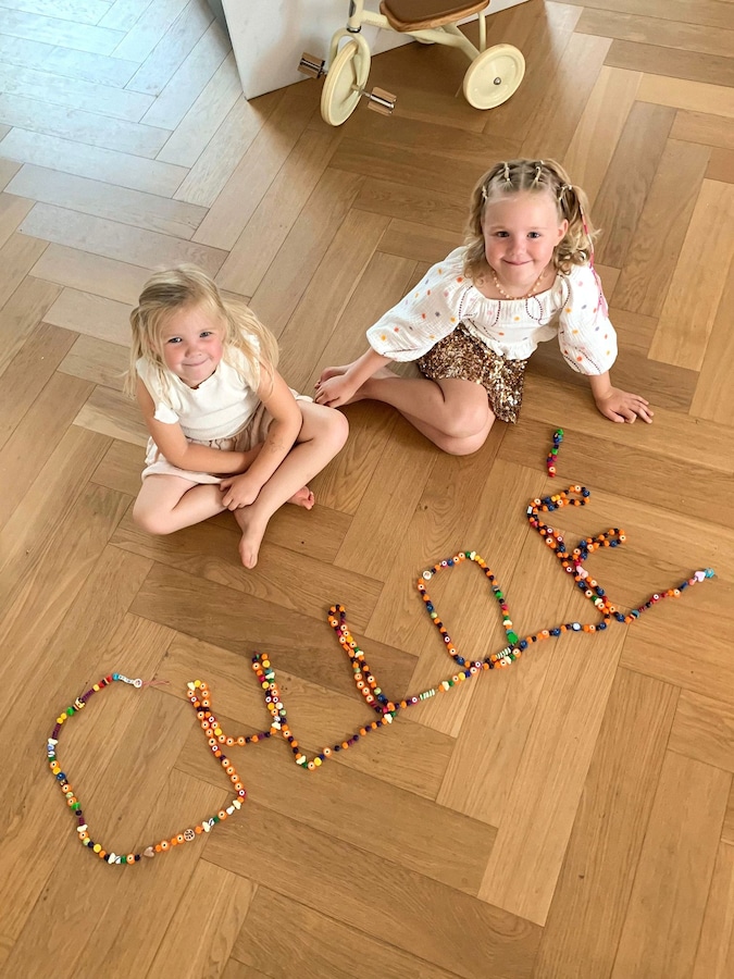 Dochter (6) van voetballer Bart van Hintum is genezen van leukemie ...